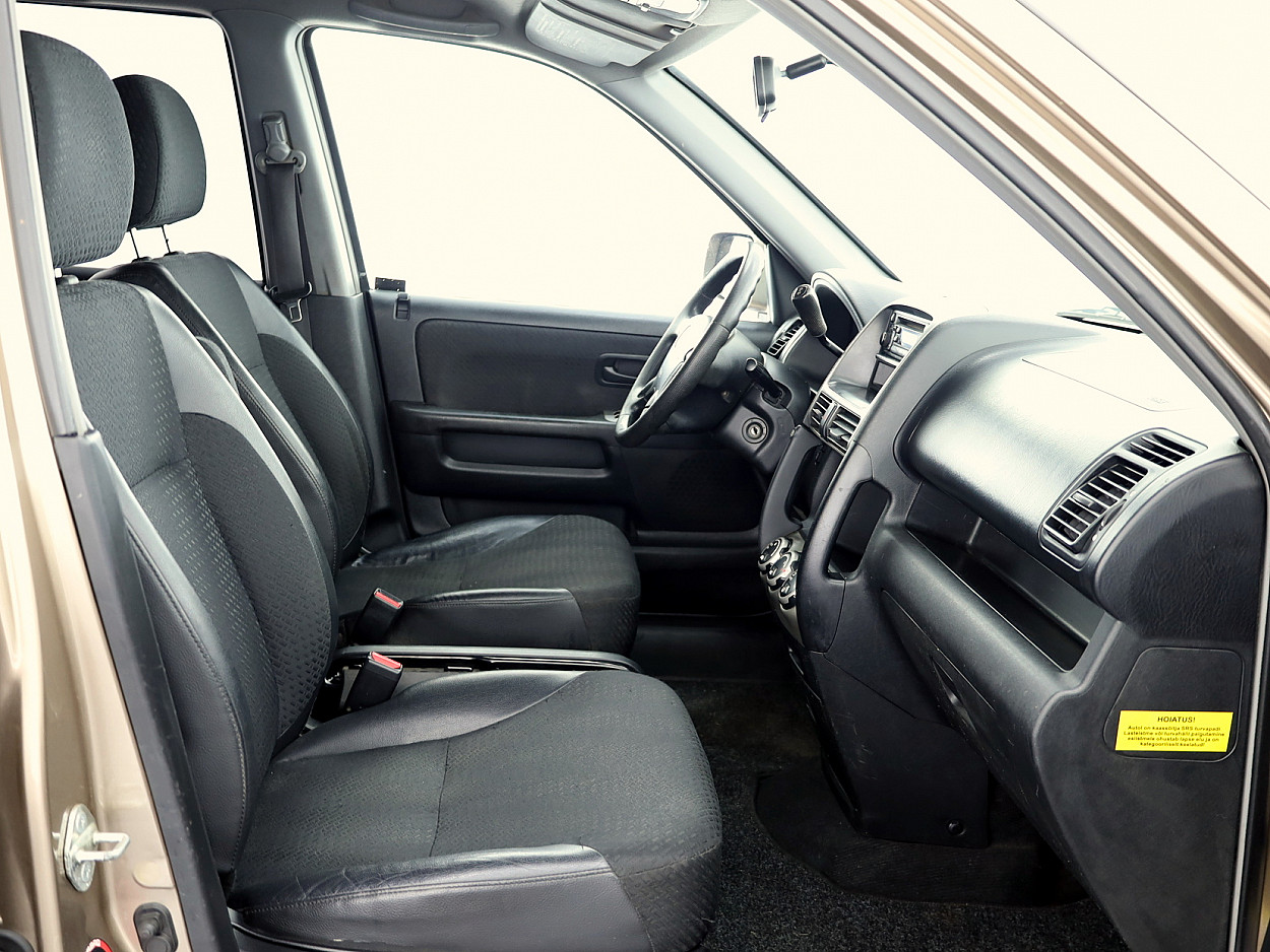 Kasutatud auto Honda CR-V Elegance 4x4 ATM 2.0 110kW järelmaksuga